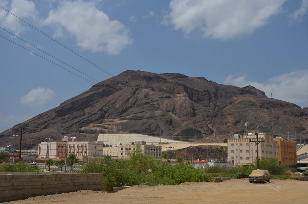 SAUDI ARABIA - Spectacular Mountains