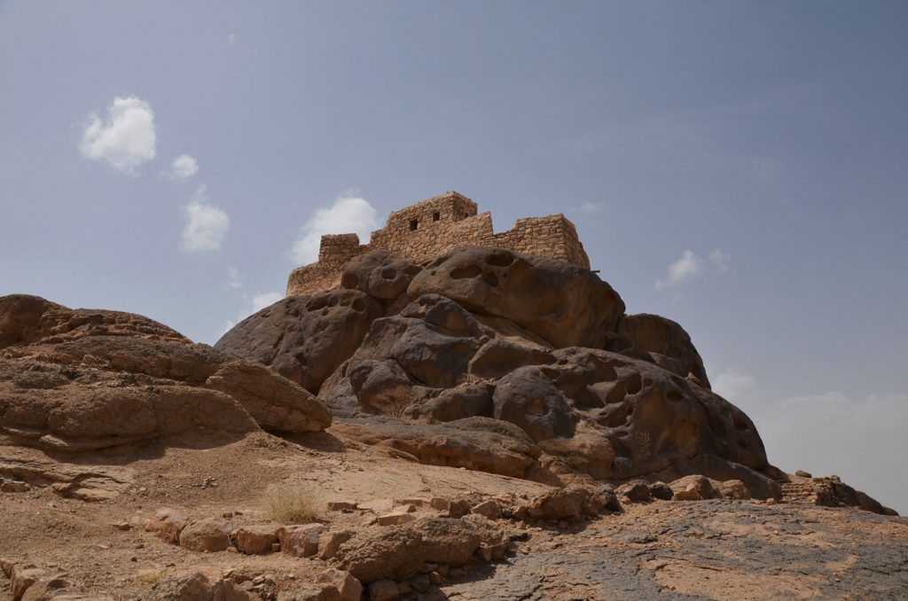 Raoum - Spectacular Mountains